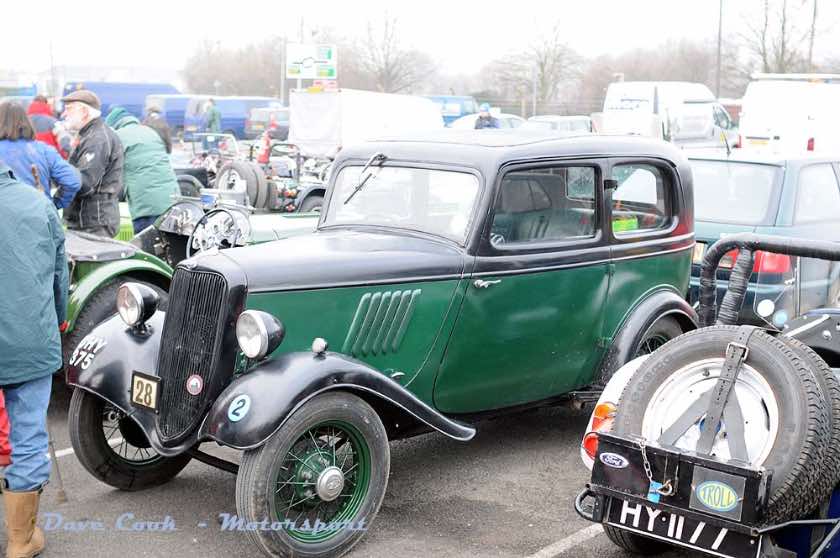 Clouds in a Model Y – Classical Gas